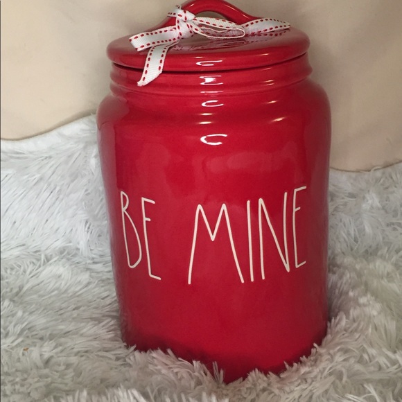 Rae Dunn | Holiday | Rae Dunn Valentine Be Mine Large Canister Vhtf ...